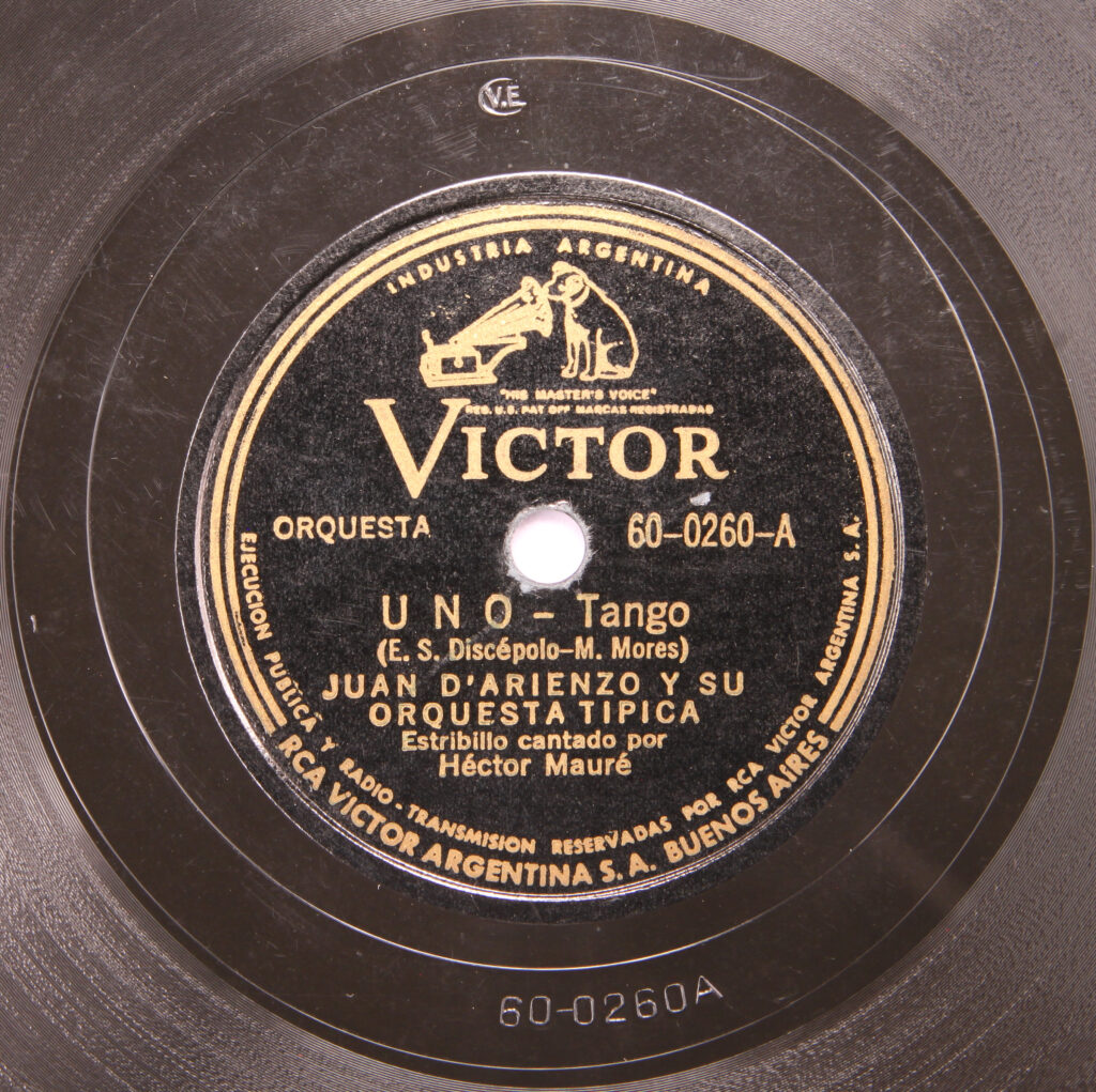 Uno – Tango Time Travel